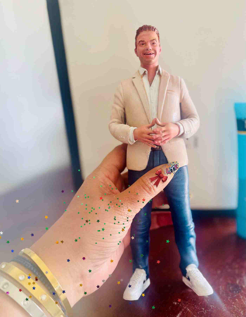 3D Mini me Figurines-3D Sculpted & 3D printed in any pose you choose ...